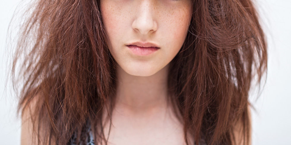 15 Frizzy Hair Problems - Struggles Only Women with Hair Frizz Understand