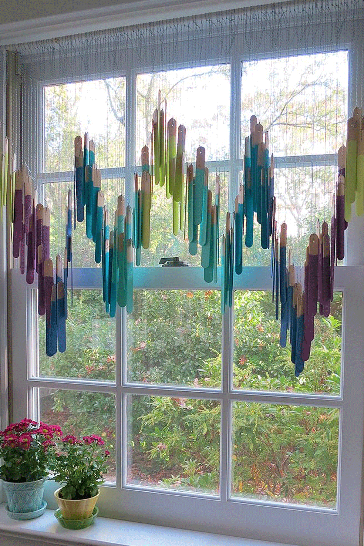 12 Crafty Things to Do With Popsicle Sticks – Pickled Barrel