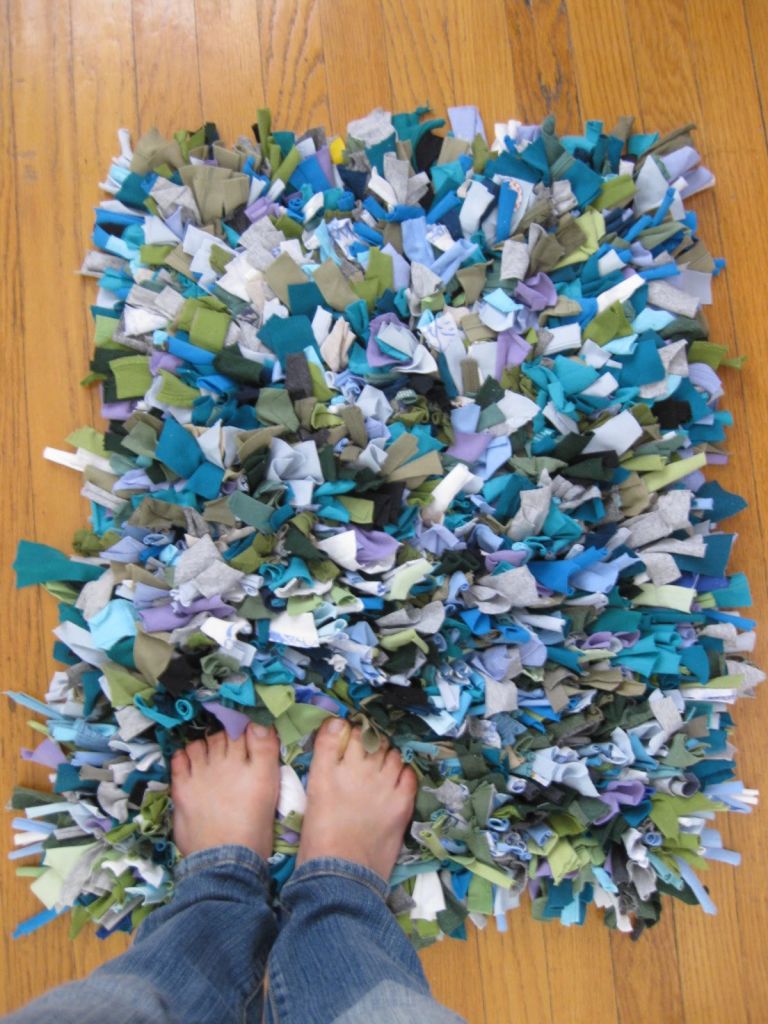 10 Ways to Reuse Your Old Clothes – Pickled Barrel